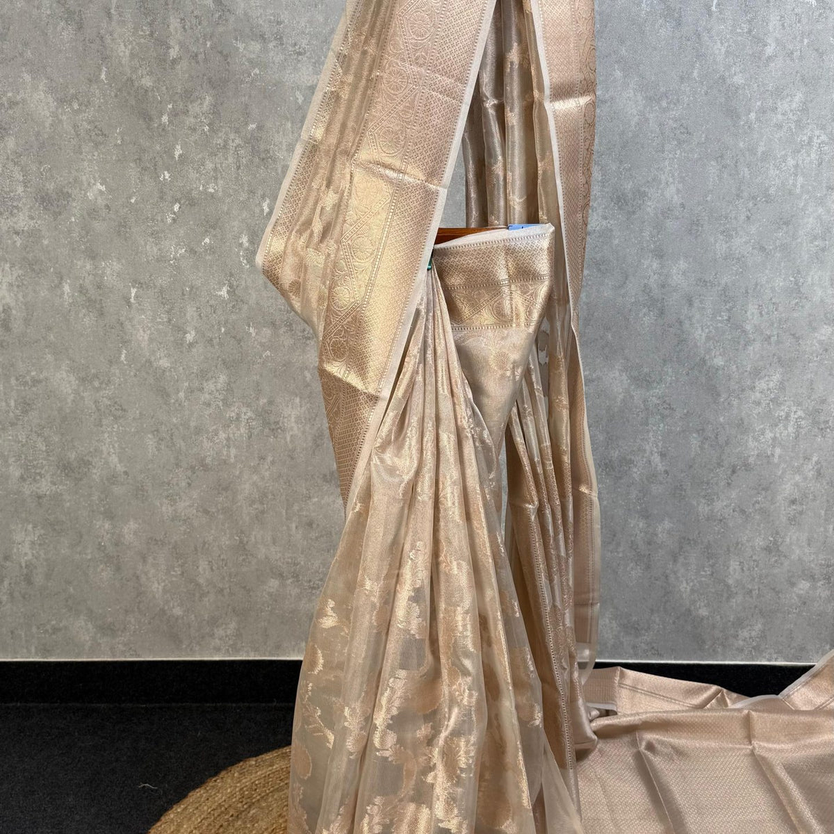 SEMI TISSUE ORGANZA JAAL BANARASI SAREE – Itiha